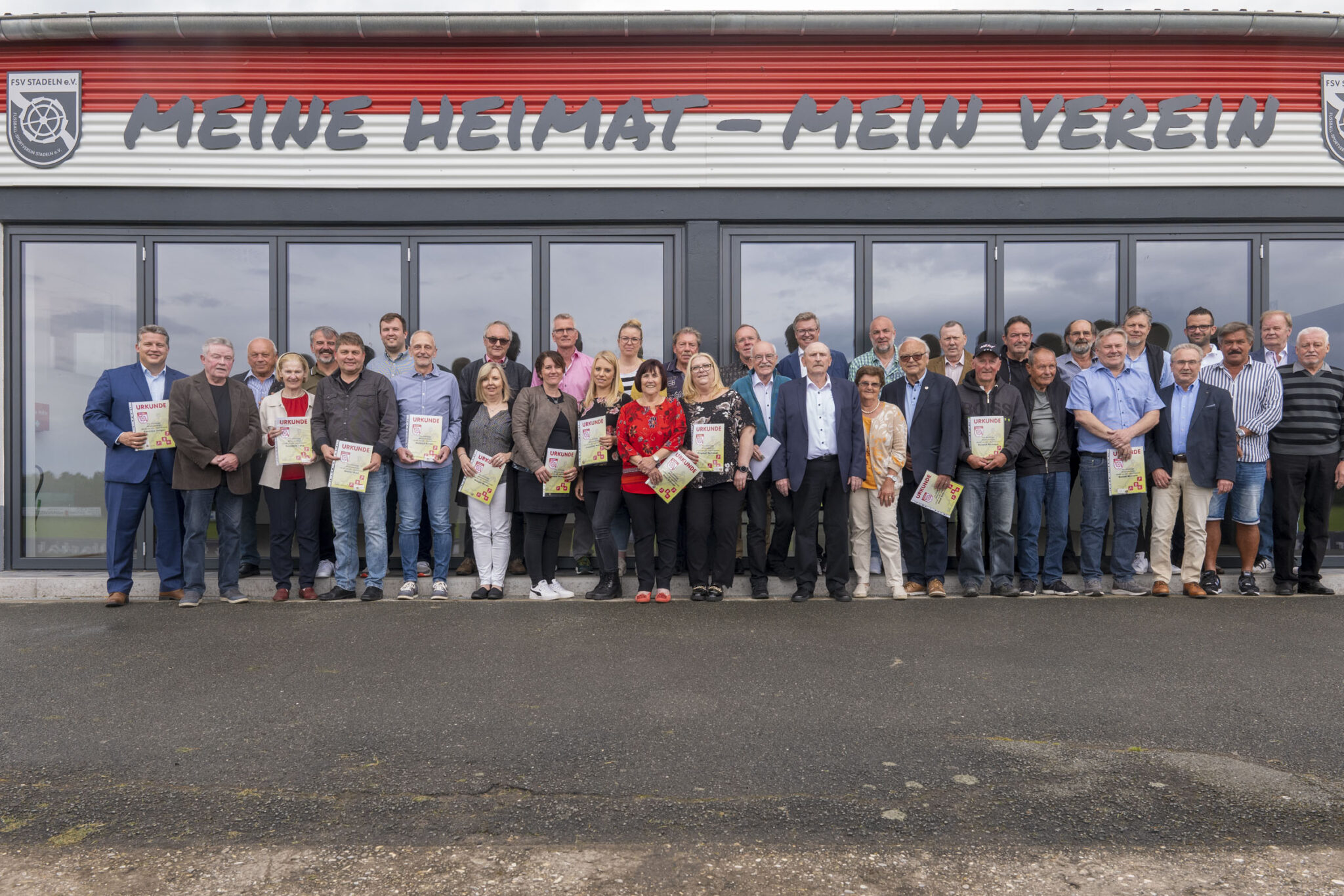 Der FSV Stadeln ehrte langjährige Mitglieder im Rahmen eines ...